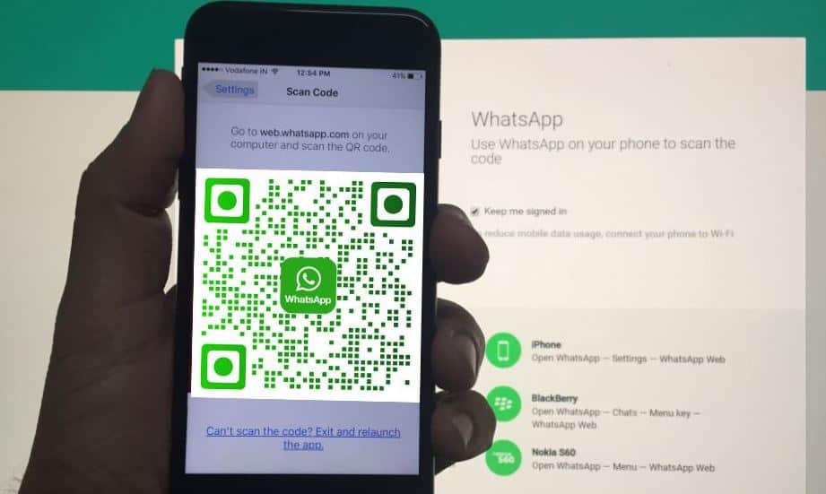 How to Add a New WhatsApp Contact Using a QR Code